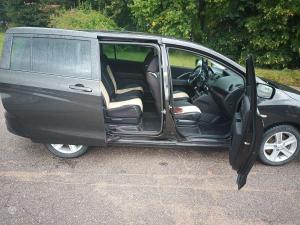 Black Mazda 5 2011 in Taurage, with an engine capacity of 1.60 L and mileage of 254 thousand km for 2900 €, photo 8 on AUTOMOTO.COM.LV
