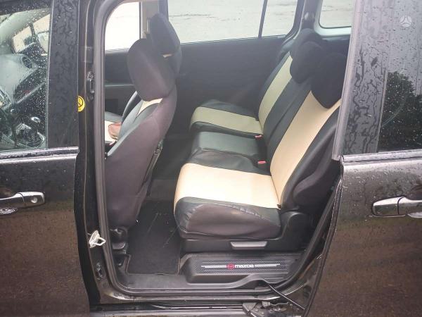 Melns Mazda 5 2011 Tauragė, ar dzinēja tilpumu 1.60 L un nobraukumu 254 tūkst. km par 2900 €, foto 11 vietnē AUTOMOTO.COM.LV