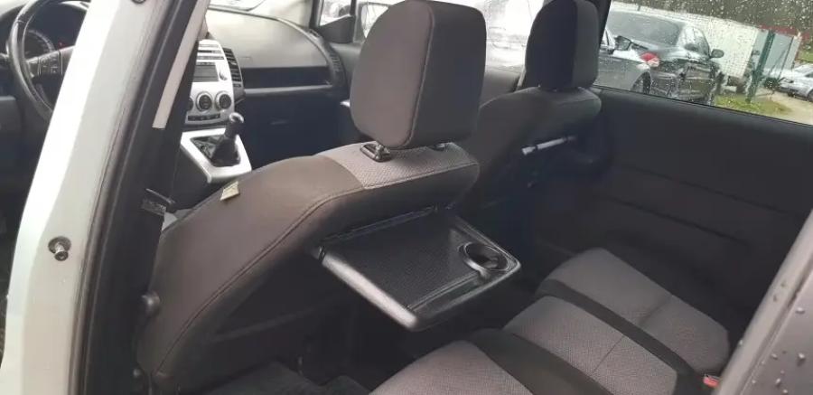 Zils Mazda 5 2006 Valmiera, ar dzinēja tilpumu 2.00 L un nobraukumu 198 tūkst. km par 1950 €, foto 12 vietnē AUTOMOTO.COM.LV