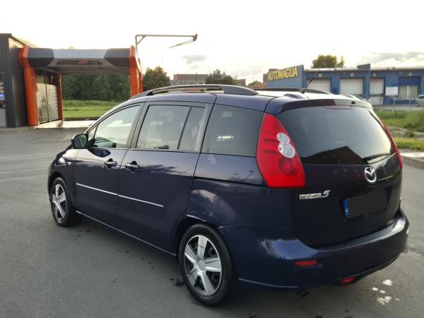 Blue Mazda 5 2006 in Siauliai, with an engine capacity of 2.00 L and mileage of 241 thousand km for 550 €, photo 5 on AUTOMOTO.COM.LV