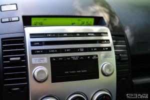 Blue Mazda 5 2006 in Kretinga, with an engine capacity of 2.00 L and mileage of 255 thousand km for 2999 €, photo 16 on AUTOMOTO.COM.LV