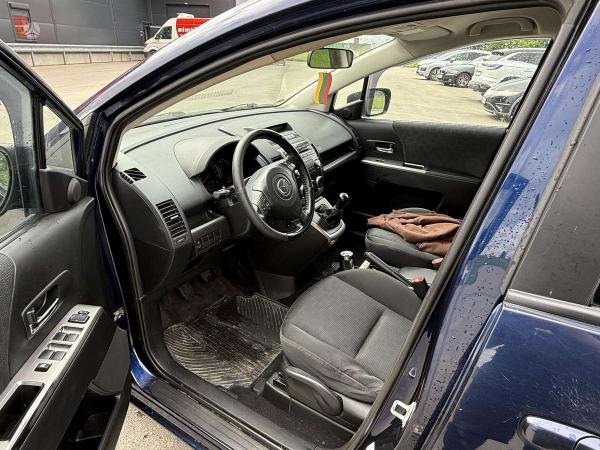 Blue Mazda 5 2008 in Kretinga, with an engine capacity of 2.00 L and mileage of 232 thousand km for 1950 €, photo 10 on AUTOMOTO.COM.LV
