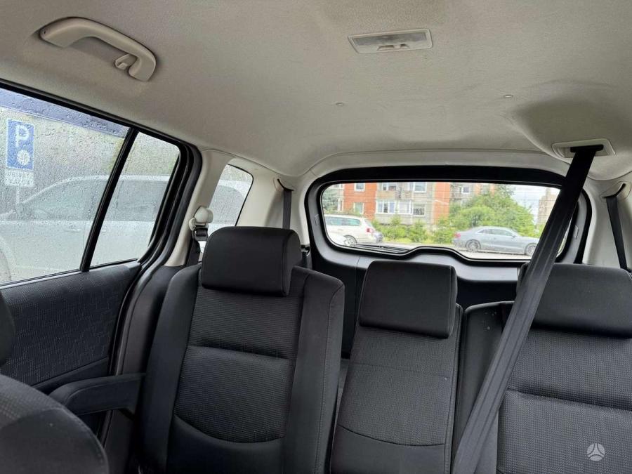 Zils Mazda 5 2008 Kretinga, ar dzinēja tilpumu 2.00 L un nobraukumu 232 tūkst. km par 1950 €, foto 13 vietnē AUTOMOTO.COM.LV