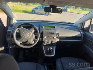 Blue Mazda 5 2009 in Riga, with an engine capacity of 1.80 L and mileage of 260 thousand km for 1400 €, photo 10 on AUTOMOTO.COM.LV