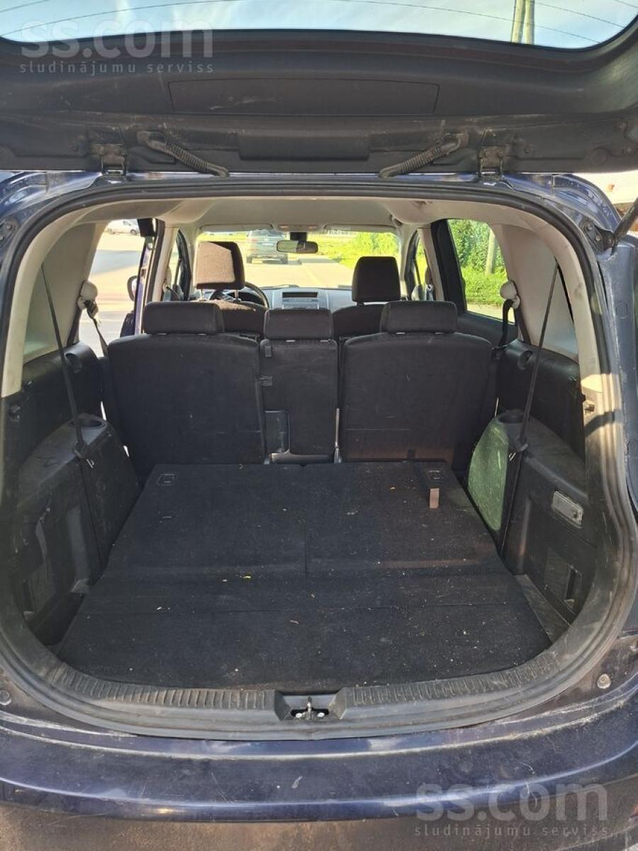 Zils Mazda 5 2010 Rīga, ar dzinēja tilpumu 2.00 L un nobraukumu 300 tūkst. km par 2200 €, foto 5 vietnē AUTOMOTO.COM.LV
