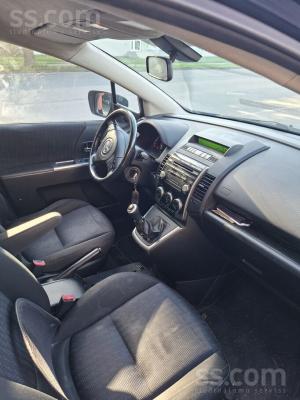 Zils Mazda 5 2010 Rīga, ar dzinēja tilpumu 2.00 L un nobraukumu 300 tūkst. km par 2200 €, foto 9 vietnē AUTOMOTO.COM.LV