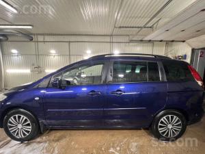 Zils Mazda 5 2006 Rīga, ar dzinēja tilpumu 2.00 L un nobraukumu 200 tūkst. km par 1200 €, foto 5 vietnē AUTOMOTO.COM.LV