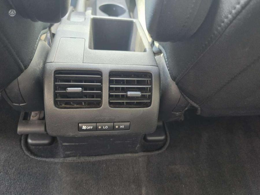 Pelēks Mazda 5 2009 Kauņa, ar dzinēja tilpumu 2.30 L un nobraukumu 105 tūkst. km par 2900 €, foto 14 vietnē AUTOMOTO.COM.LV