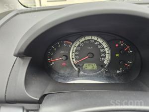 Pelēks Mazda 5 2005 Alūksne, ar dzinēja tilpumu 2.00 L un nobraukumu 229 tūkst. km par 650 €, foto 10 vietnē AUTOMOTO.COM.LV