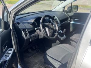 Grey Mazda 5 2006 in Vilnius, with an engine capacity of 2.00 L and mileage of 320 thousand km for 550 €, photo 9 on AUTOMOTO.COM.LV
