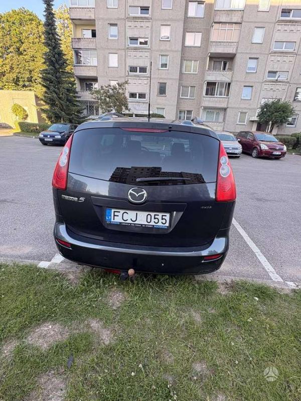 Grey Mazda 5 2006 in Kaunas, with an engine capacity of 2.00 L and mileage of 212 thousand km for 550 €, photo 4 on AUTOMOTO.COM.LV