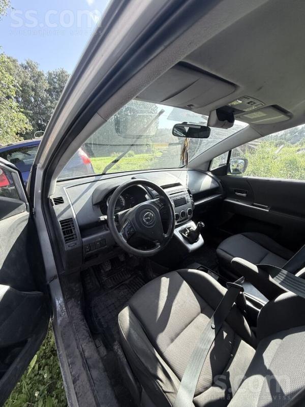 Pelēks Mazda 5 2006 Aizkraukle, ar dzinēja tilpumu 2.00 L un nobraukumu 310 tūkst. km par 1100 €, foto 4 vietnē AUTOMOTO.COM.LV