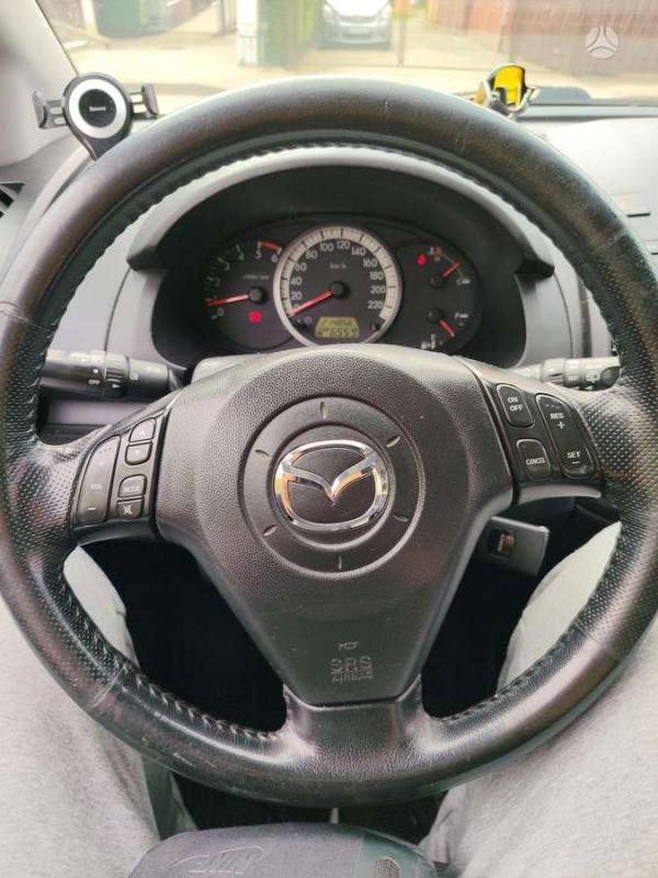 Grey Mazda 5 2006 in Klaipeda, with an engine capacity of 2.00 L and mileage of 215 thousand km for 1500 €, photo 1 on AUTOMOTO.COM.LV