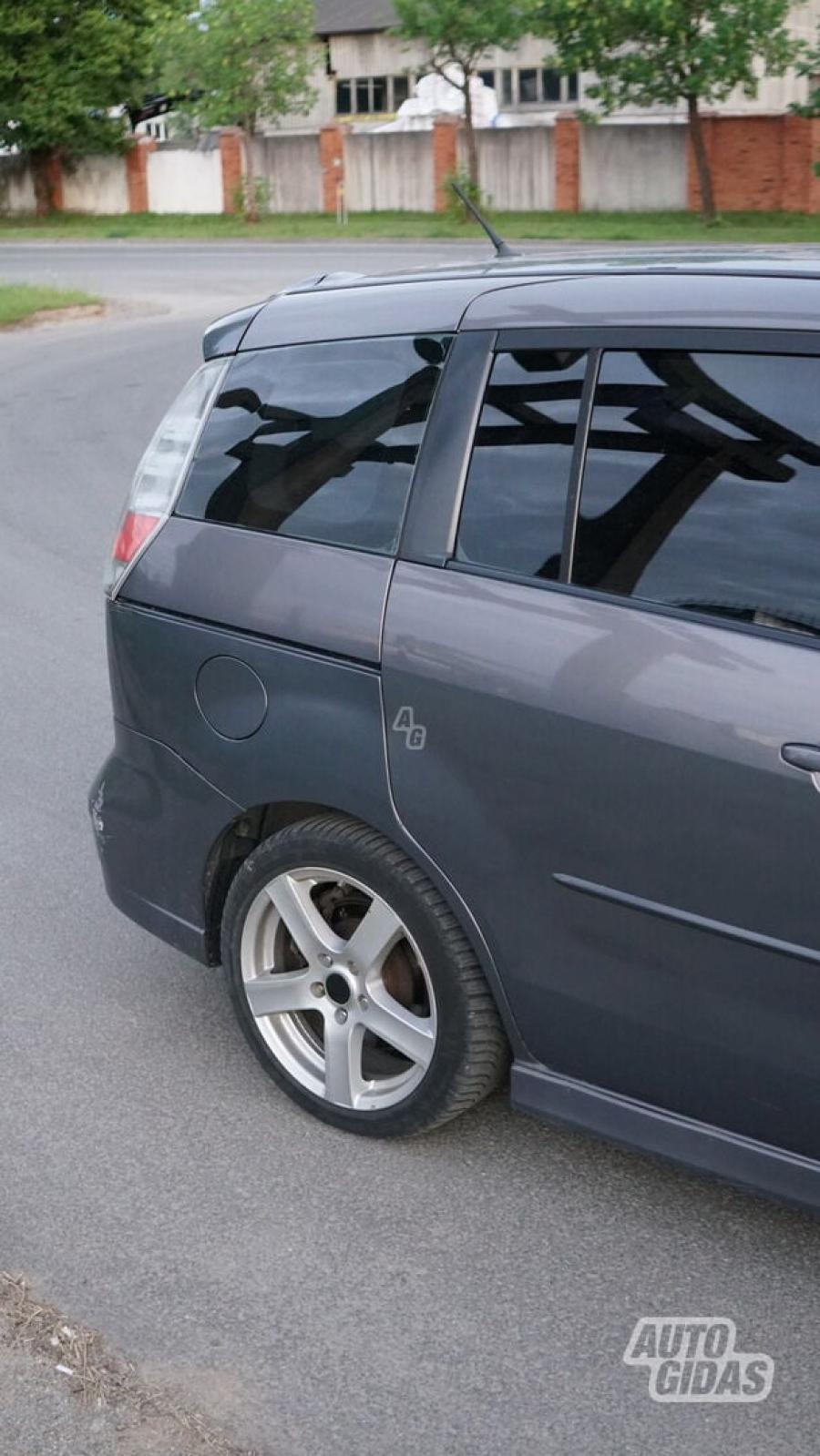 Grey Mazda 5 2007 in Siauliai, with an engine capacity of 2.30 L and mileage of 196 thousand km for 2100 €, photo 5 on AUTOMOTO.COM.LV