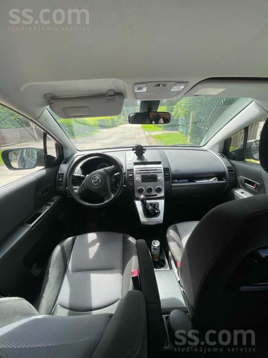 Pelēks Mazda 5 2007 Daugavpils, ar dzinēja tilpumu 2.00 L un nobraukumu 235 tūkst. km par 1950 €, foto 7 vietnē AUTOMOTO.COM.LV