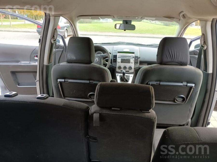 Grey Mazda 5 2007 in Ventspils, with an engine capacity of 1.90 L and mileage of 367 thousand km for 1500 €, photo 7 on AUTOMOTO.COM.LV