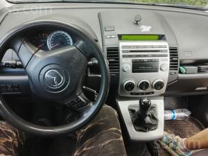 Grey Mazda 5 2007 in Cesis, with an engine capacity of 2.00 L and mileage of 287 thousand km for 850 €, photo 5 on AUTOMOTO.COM.LV