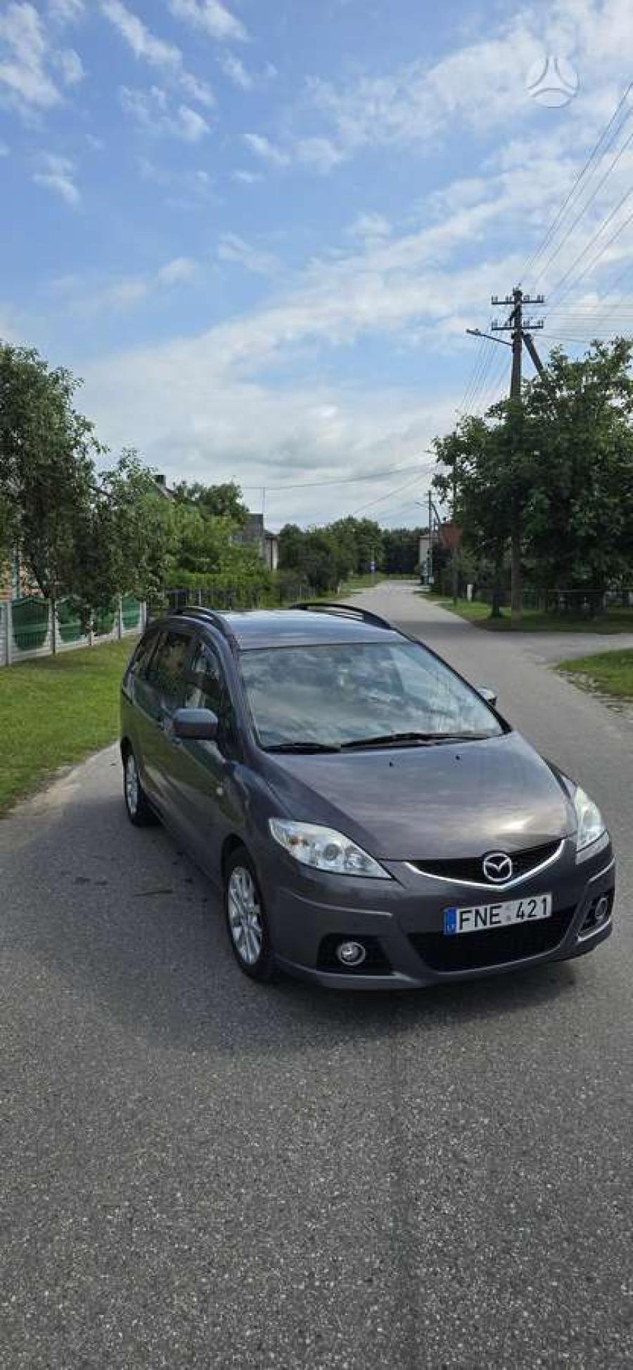 Grey Mazda 5 2008 in Ukmerge, with an engine capacity of 2.00 L and mileage of 166 thousand km for 2000 €, photo 4 on AUTOMOTO.COM.LV