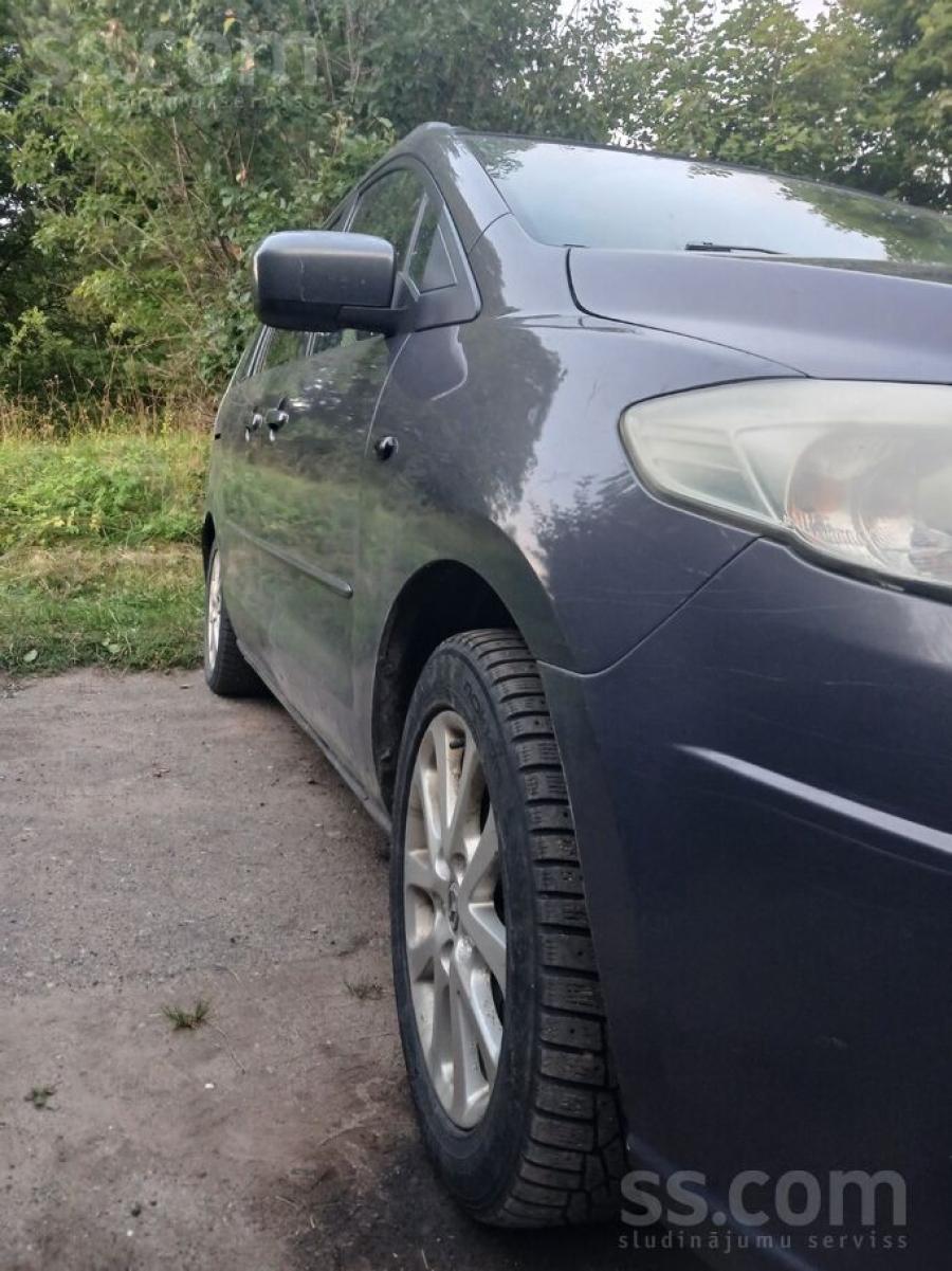 Grey Mazda 5 2008 in Riga, with an engine capacity of 2.00 L and mileage of 350 thousand km for 3000 €, photo 3 on AUTOMOTO.COM.LV