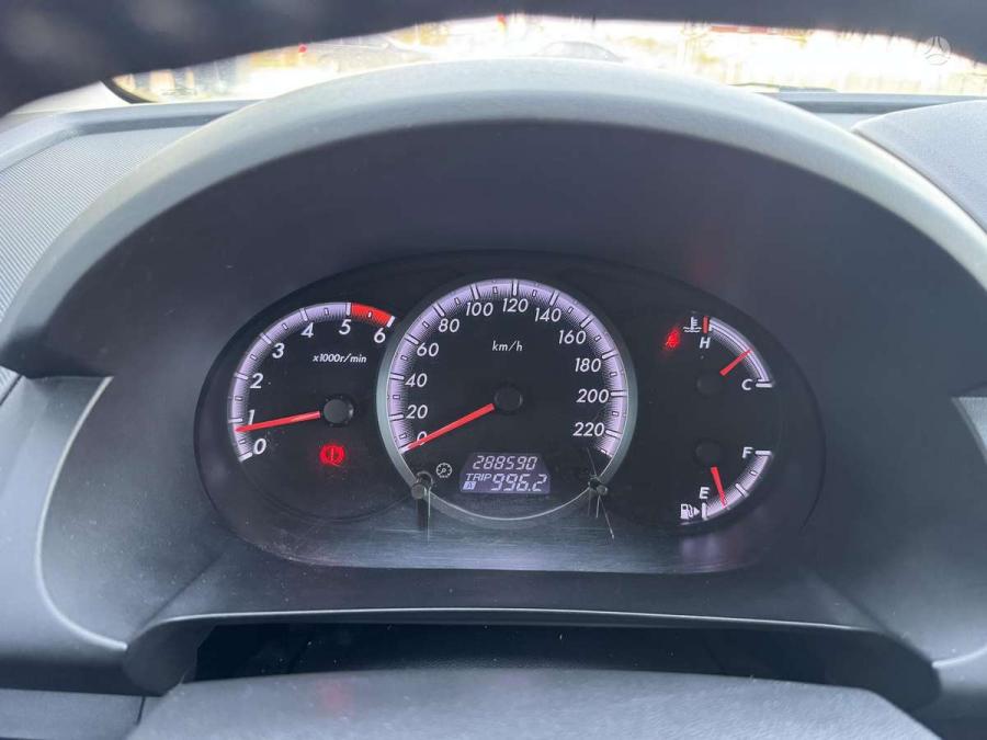 Grey Mazda 5 2008 in Vilnius, with an engine capacity of 2.00 L and mileage of 288 thousand km for 1670 €, photo 11 on AUTOMOTO.COM.LV