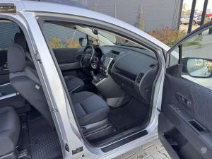 Grey Mazda 5 2008 in Vilnius, with an engine capacity of 2.00 L and mileage of 288 thousand km for 1670 €, photo 14 on AUTOMOTO.COM.LV