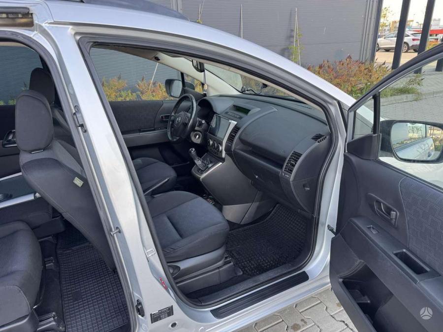 Grey Mazda 5 2008 in Vilnius, with an engine capacity of 2.00 L and mileage of 288 thousand km for 1670 €, photo 14 on AUTOMOTO.COM.LV