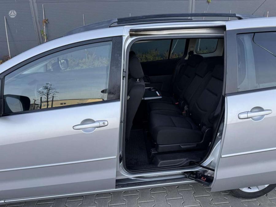Grey Mazda 5 2008 in Vilnius, with an engine capacity of 2.00 L and mileage of 288 thousand km for 1670 €, photo 16 on AUTOMOTO.COM.LV