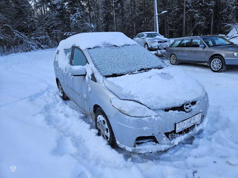 Grey Mazda 5 2009 in Prienai, with an engine capacity of 2.00 L and mileage of 331 thousand km for 900 €, photo 1 on AUTOMOTO.COM.LV