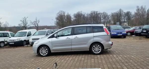 Grey Mazda 5 2009 in Valmiera, with an engine capacity of 2.00 L and mileage of 276 thousand km for 1800 €, photo 5 on AUTOMOTO.COM.LV