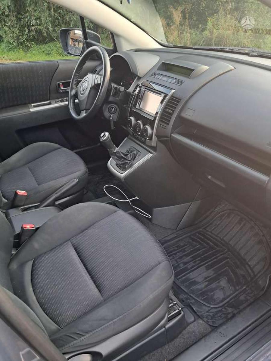 Pelēks Mazda 5 2010 Viļņa, ar dzinēja tilpumu 2.00 L un nobraukumu 248 tūkst. km par 2699 €, foto 12 vietnē AUTOMOTO.COM.LV