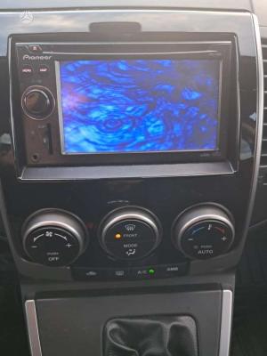 Pelēks Mazda 5 2010 Viļņa, ar dzinēja tilpumu 2.00 L un nobraukumu 248 tūkst. km par 2699 €, foto 19 vietnē AUTOMOTO.COM.LV