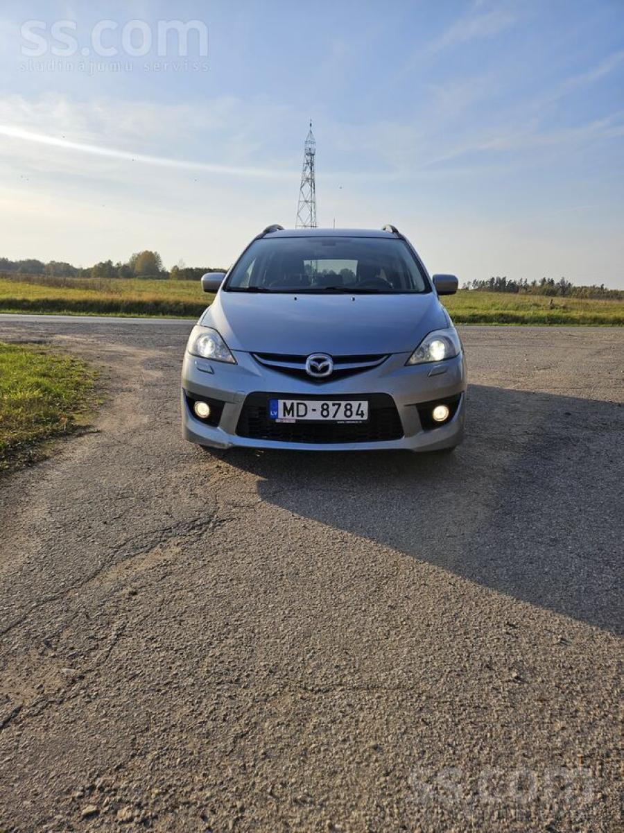 Grey Mazda 5 2010 in Rezekne, with an engine capacity of 2.00 L and mileage of 271 thousand km for 1850 €, photo 3 on AUTOMOTO.COM.LV