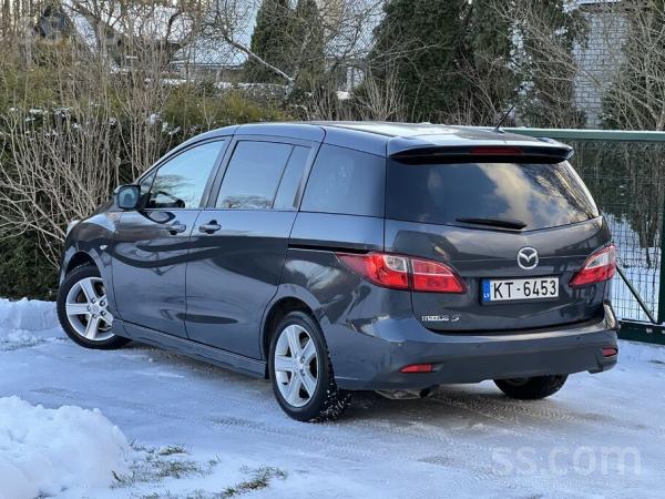 Pelēks Mazda 5 2011 Rīga, ar dzinēja tilpumu 1.60 L un nobraukumu 236 tūkst. km par 3390 €, foto 3 vietnē AUTOMOTO.COM.LV
