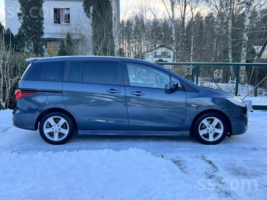 Grey Mazda 5 2011 in Riga, with an engine capacity of 1.60 L and mileage of 236 thousand km for 3390 €, photo 11 on AUTOMOTO.COM.LV
