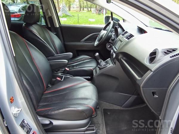 Grey Mazda 5 2011 in Jelgava, with an engine capacity of 1.60 L and mileage of 162 thousand km for 5500 €, photo 10 on AUTOMOTO.COM.LV