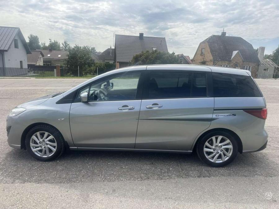 Grey Mazda 5 2011 in Siauliai, with an engine capacity of 1.60 L and mileage of 188 thousand km for 3950 €, photo 5 on AUTOMOTO.COM.LV