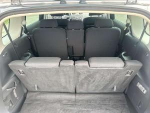 Grey Mazda 5 2011 in Siauliai, with an engine capacity of 1.60 L and mileage of 188 thousand km for 3950 €, photo 17 on AUTOMOTO.COM.LV