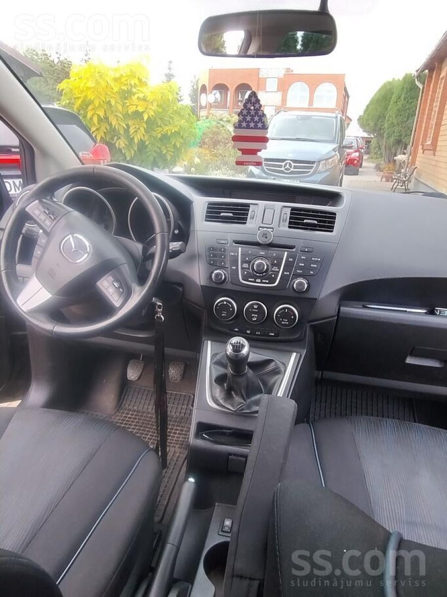 Pelēks Mazda 5 2011 Krāslava, ar dzinēja tilpumu 1.60 L un nobraukumu 240 tūkst. km par 2350 €, foto 9 vietnē AUTOMOTO.COM.LV