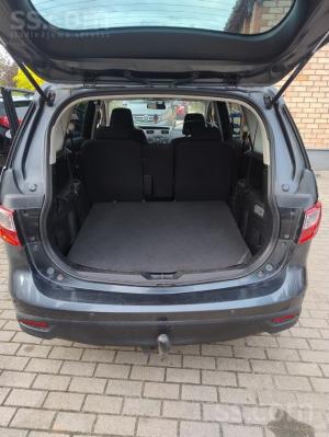Pelēks Mazda 5 2011 Krāslava, ar dzinēja tilpumu 1.60 L un nobraukumu 240 tūkst. km par 2350 €, foto 11 vietnē AUTOMOTO.COM.LV