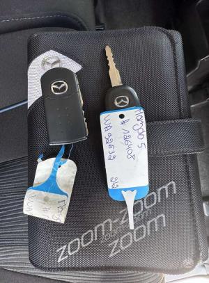 Pelēks Mazda 5 2012 Klaipėda, ar dzinēja tilpumu 1.56 L un nobraukumu 285 tūkst. km par 2250 €, foto 16 vietnē AUTOMOTO.COM.LV