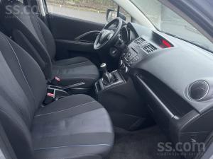 Grey Mazda 5 2013 in Riga, with an engine capacity of 1.60 L and mileage of 250 thousand km for 3950 €, photo 9 on AUTOMOTO.COM.LV