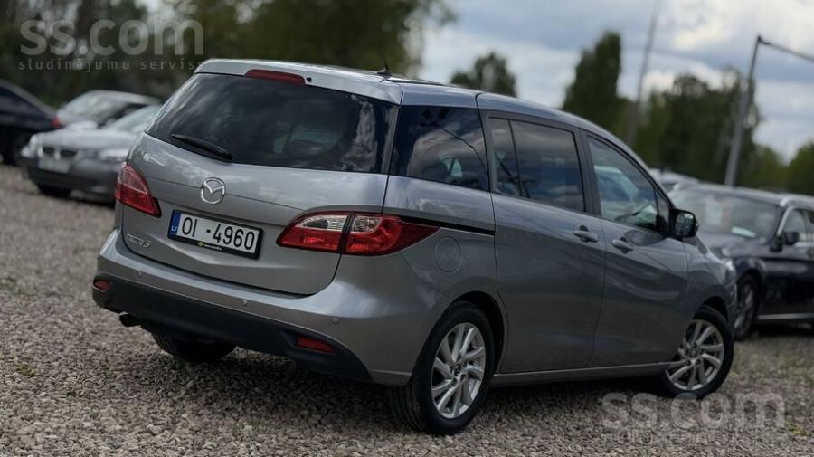 Pelēks Mazda 5 2014 Jelgava, ar dzinēja tilpumu 1.60 L un nobraukumu 133 tūkst. km par 4990 €, foto 4 vietnē AUTOMOTO.COM.LV