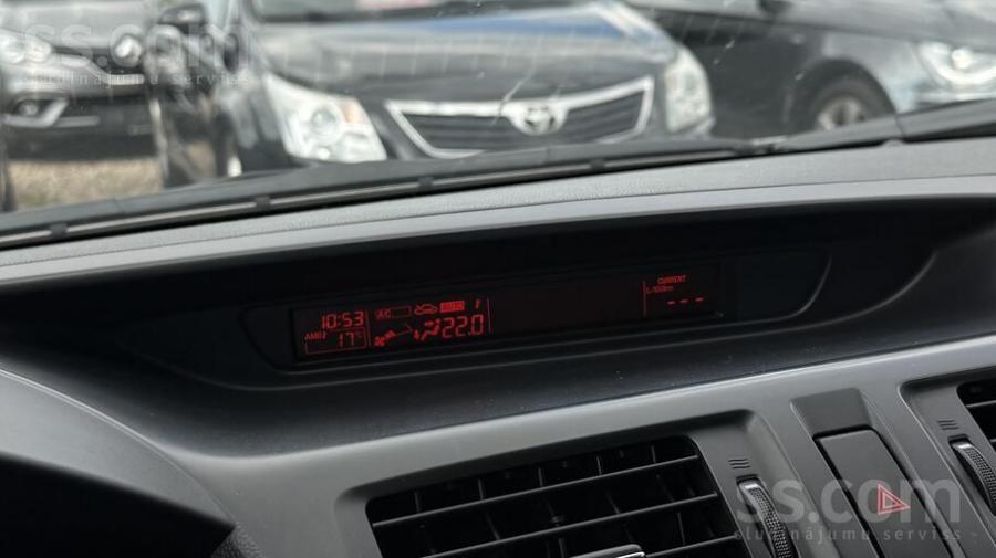 Pelēks Mazda 5 2014 Jelgava, ar dzinēja tilpumu 1.60 L un nobraukumu 133 tūkst. km par 4990 €, foto 19 vietnē AUTOMOTO.COM.LV