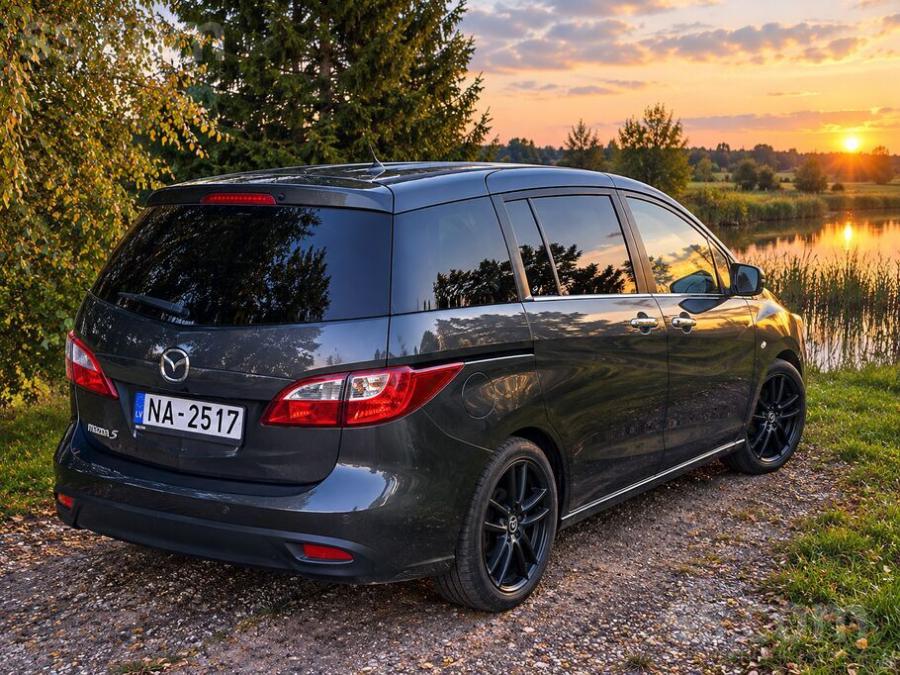 Pelēks Mazda 5 2014 Talsi, ar dzinēja tilpumu 1.60 L un nobraukumu 155 tūkst. km par 4250 €, foto 1 vietnē AUTOMOTO.COM.LV