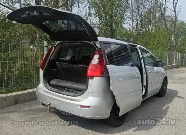 Серый Мазда 5 2006 в Таллин, объемом двигателя 2.00 л и пробегом 300 тыс. км за 760 €, фото 8 на AUTOMOTO.COM.LV