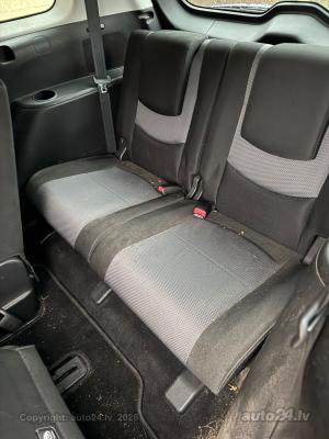 Grey Mazda 5 2006 in Rakvere, with an engine capacity of 1.80 L and mileage of 178 thousand km for 799 €, photo 8 on AUTOMOTO.COM.LV