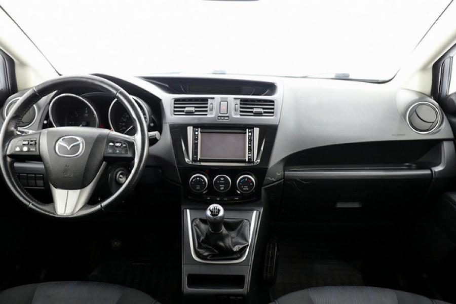 Grey Mazda 5 2012 in Tallinn, with an engine capacity of 1.60 L and mileage of 272 thousand km for 1999 €, photo 6 on AUTOMOTO.COM.LV