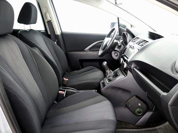 Pelēks Mazda 5 2012 Tallina, ar dzinēja tilpumu 1.60 L un nobraukumu 272 tūkst. km par 1999 €, foto 6 vietnē AUTOMOTO.COM.LV