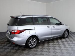 Grey Mazda 5 2012 in Tallinn, with an engine capacity of 1.60 L and mileage of 272 thousand km for 1999 €, photo 12 on AUTOMOTO.COM.LV