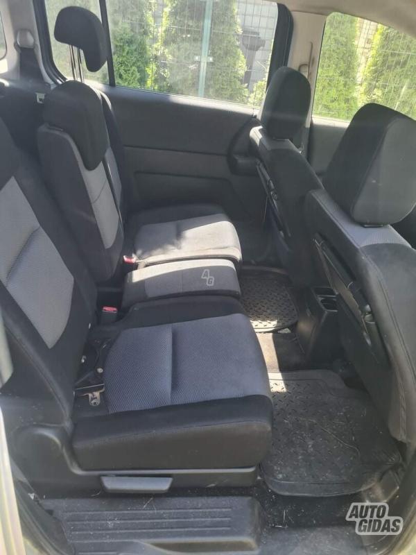 Mazda 5 2006 in Klaipeda, with an engine capacity of 2.00 L and mileage of 256 thousand km for 550 €, photo 4 on AUTOMOTO.COM.LV